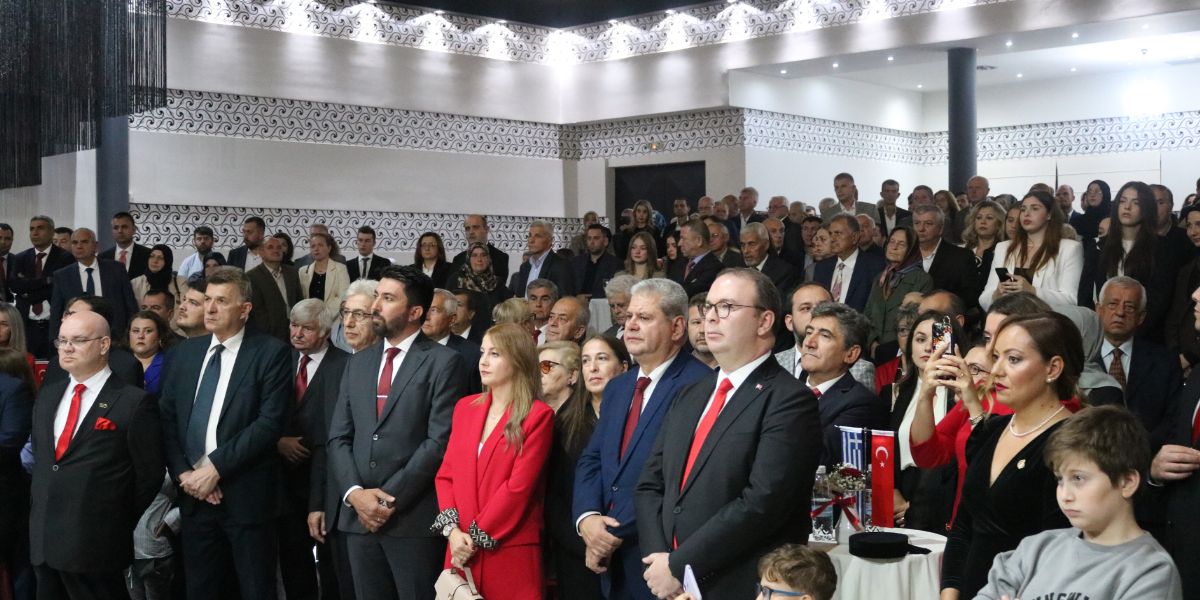 Western Thrace Turks celebrate 100th anniversary of the Republic of ...