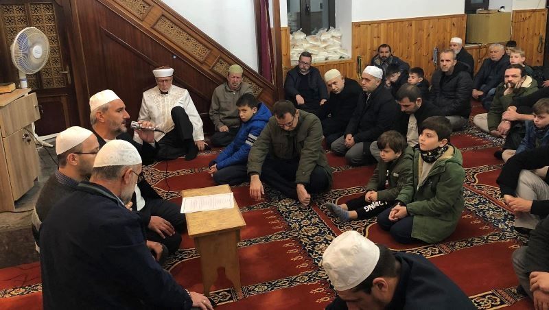 "Bring your child to Fajr prayer" program resumes | Millet News