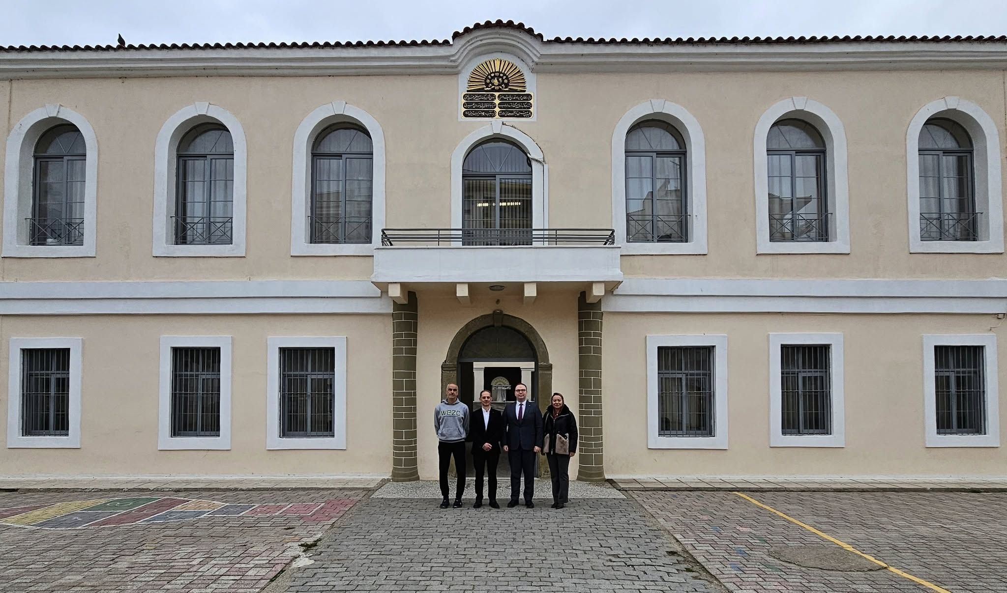 Consul General Ünal visits Gümülcine İdadiye Minority Primary School ...