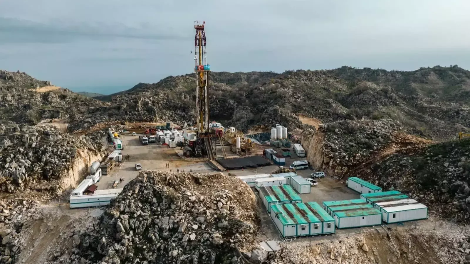 Türkiye's daily oil production hits 132,000 barrels, Turkiye's energy ...