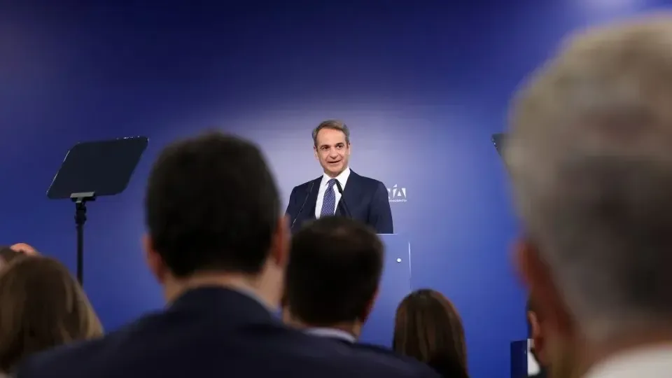 Mitsotakis outlines four key priorities ahead of 2027 elections ...