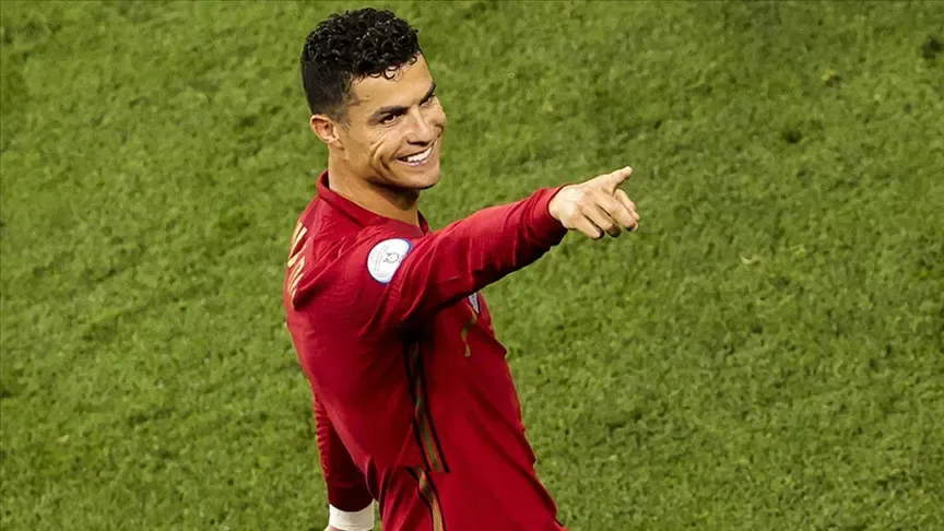 Cristiano Ronaldo becomes football’s first billionaire, eyes 2026 World ...