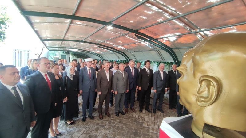 The victory of the Turkish nation on 15 July celebrated in Komotini ...